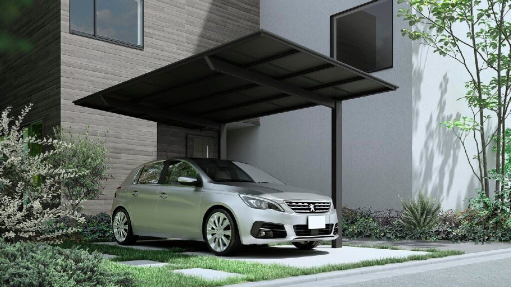 カーポートの新トレンド「ブラックポリカ」 - 高槻市 外構・エクステリア・庭まわり工事｜uchi+SOTO（うちぷらすそと）